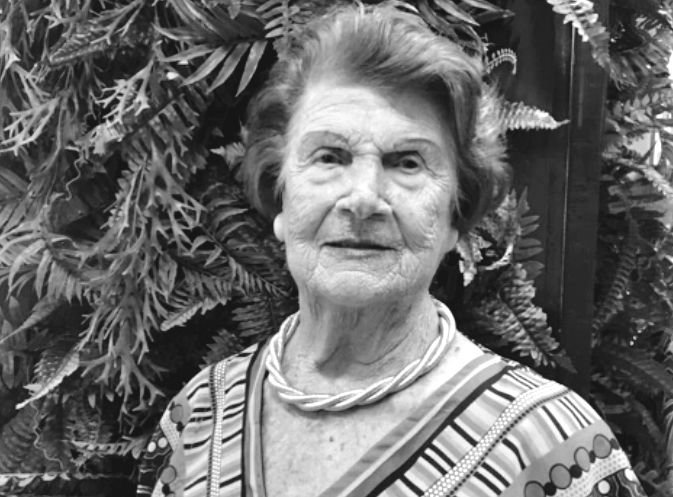 Morre em Barra Velha a professora Maria Beatriz de Oliveira, 95 anos ...
